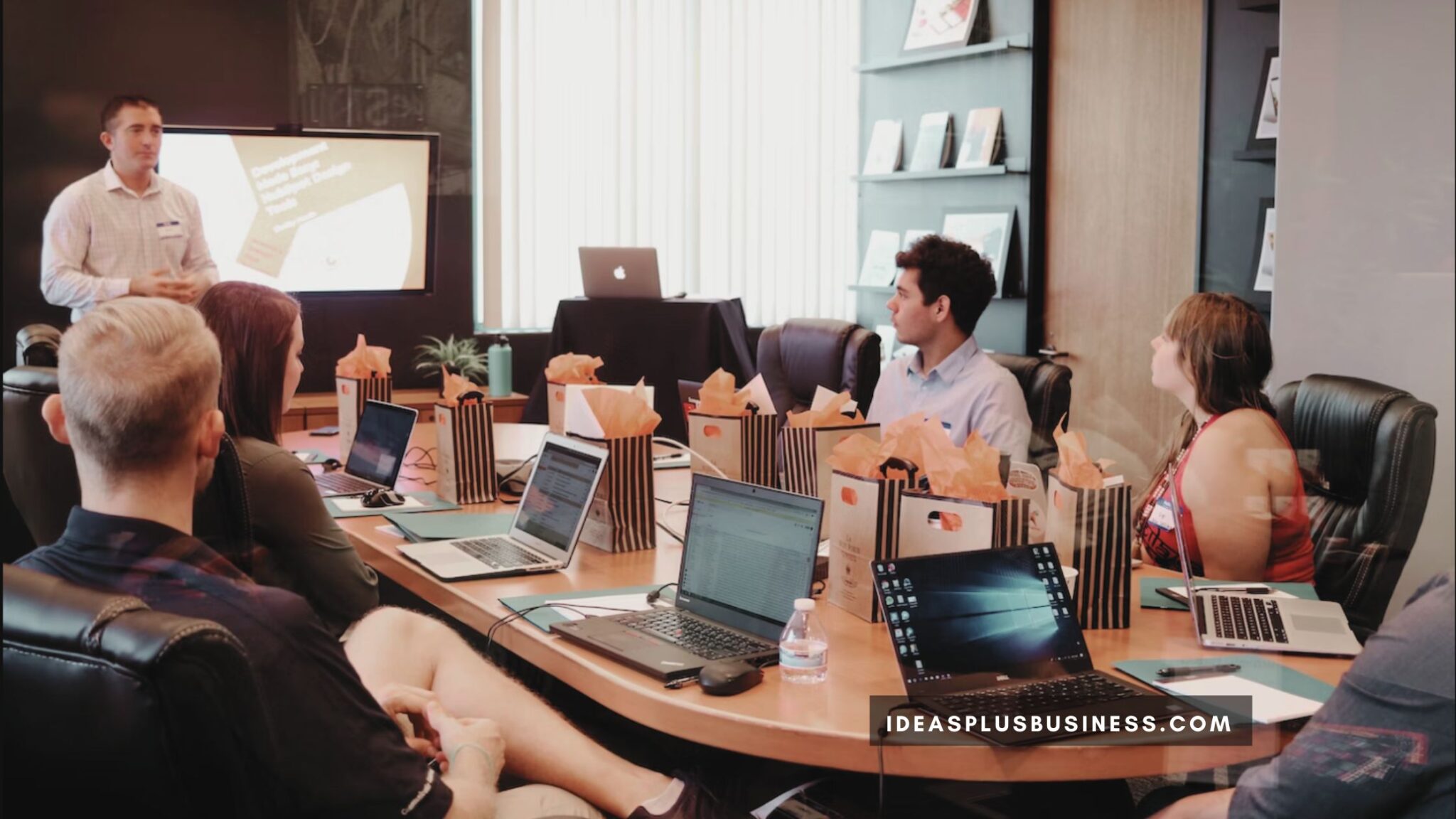 14 Powerful Tactics For Accelerating Business Growth 2025